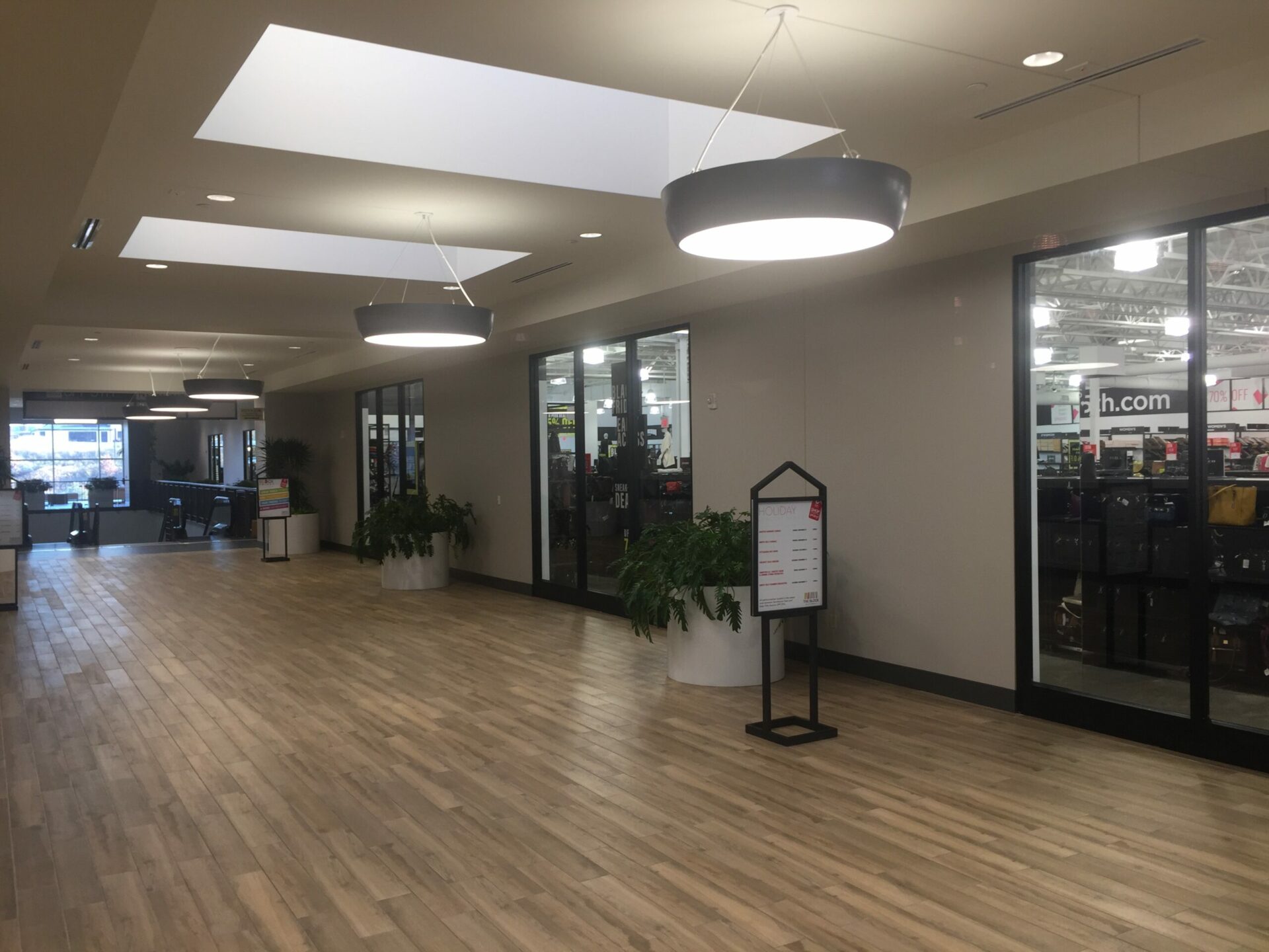 The Block - Northway Mall - Arrow Electric, Inc.